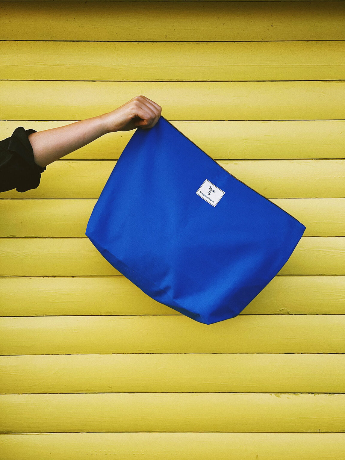 Canvas Pouch Large In August Company
